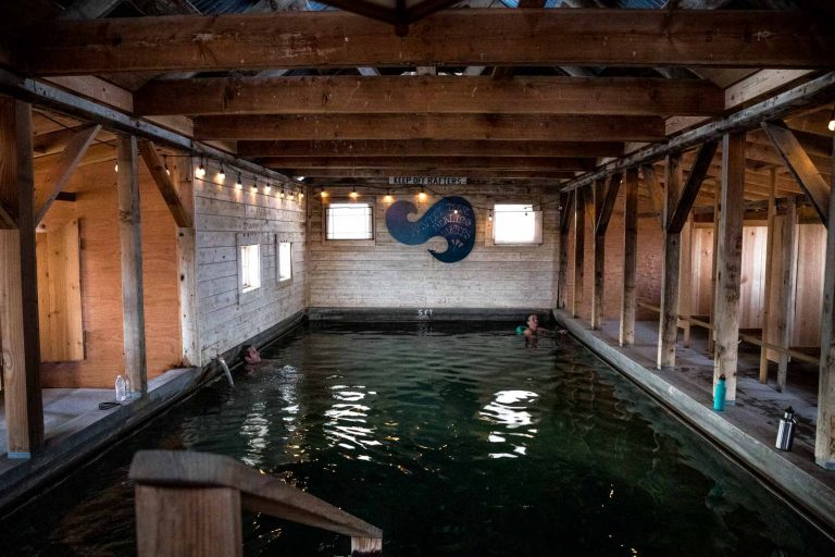 14 Oregon Hot Springs That Are Totally Worth the Trip!