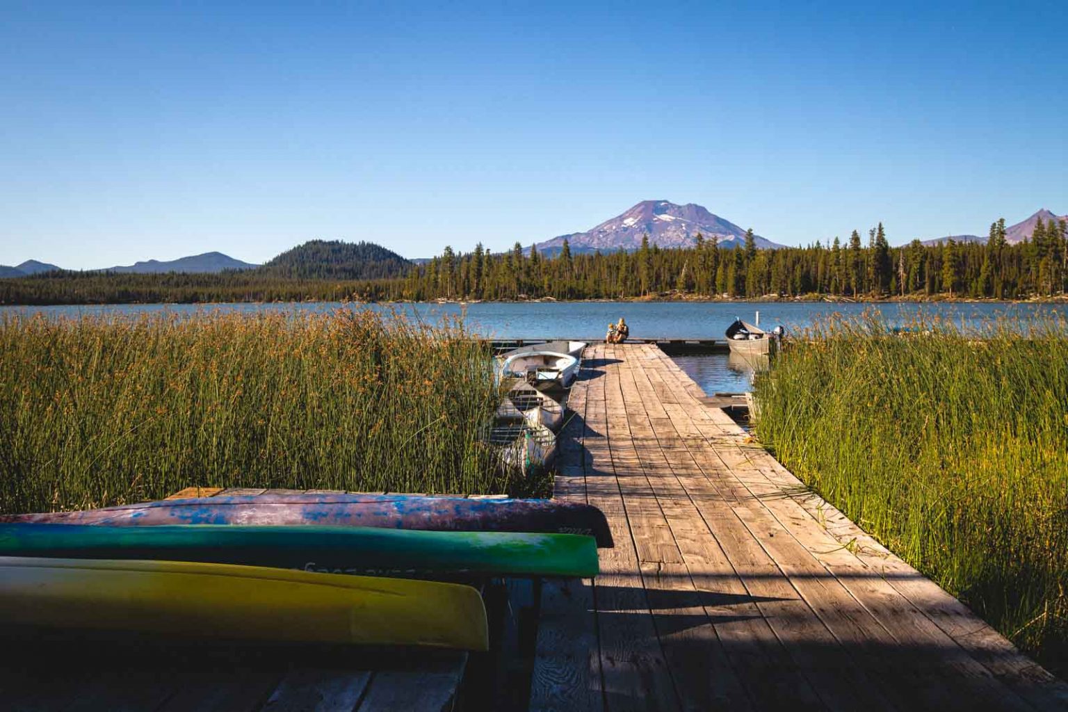 17+ of The Best Lakes in Oregon for Adventures & Camping