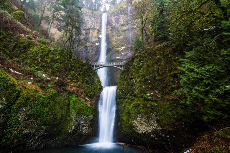 17 Waterfalls Near Portland (#10 and #14 Are INSANE!)
