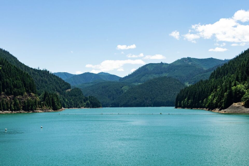 13 Best Oregon Lakes for Camping