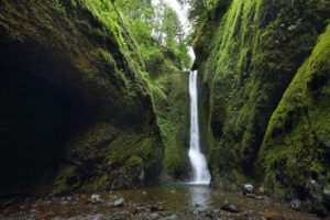 Hiking the Oneonta Trail to Triple Falls