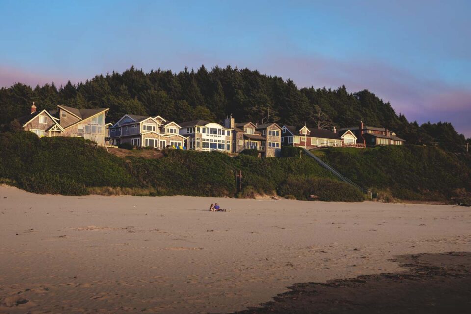 11 Best Hotels in Cannon Beach, Oregon 2023