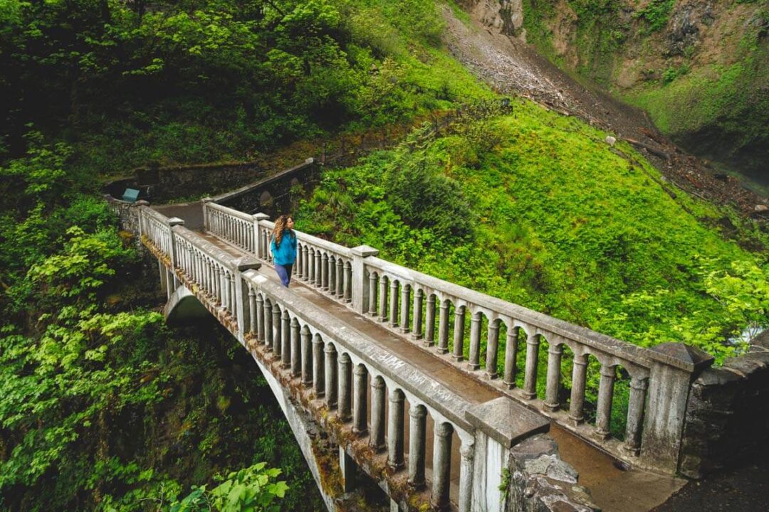 17 Waterfalls Near Portland (#10 and #14 Are INSANE!)