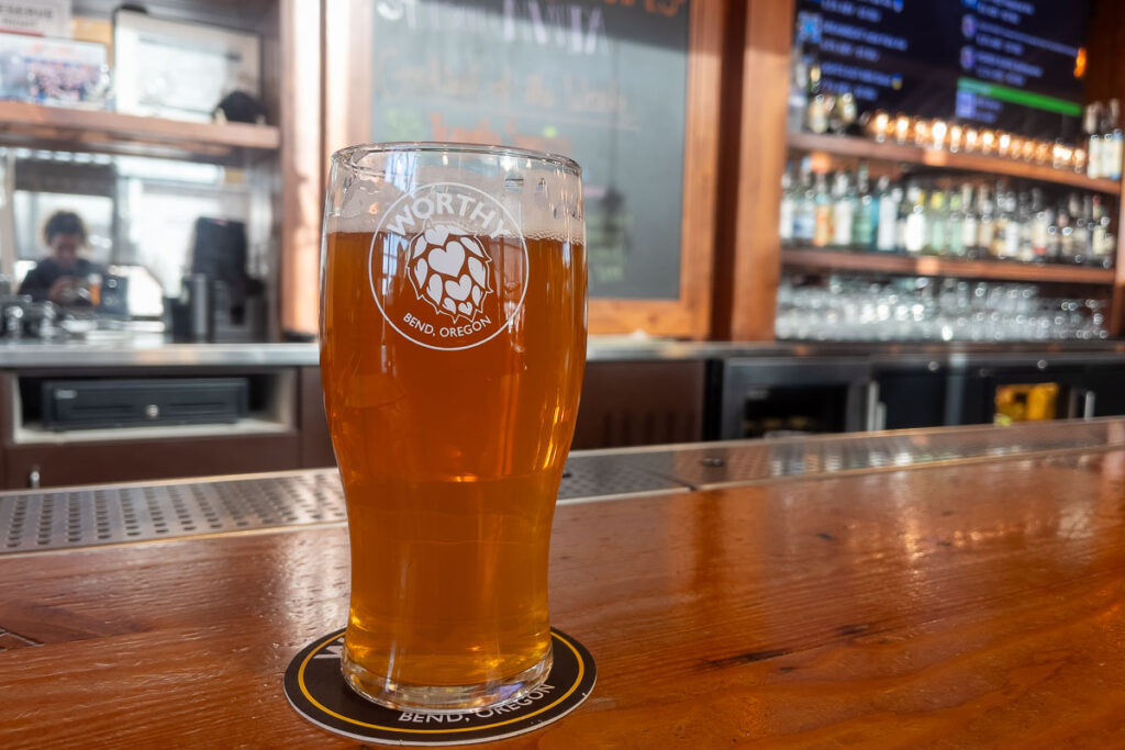 13 TOP Breweries in Bend, Oregon for Beer Lovers