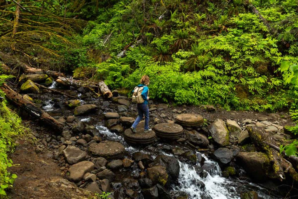 Hiking Eagle Creek Trail in Oregon—Punchbowl and Tunnel Falls!