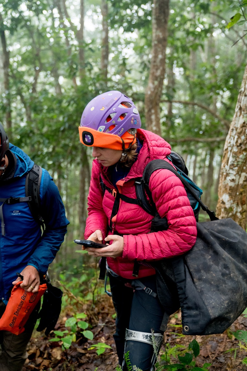 7 Must-Have Gadgets for Trekkers & Hikers